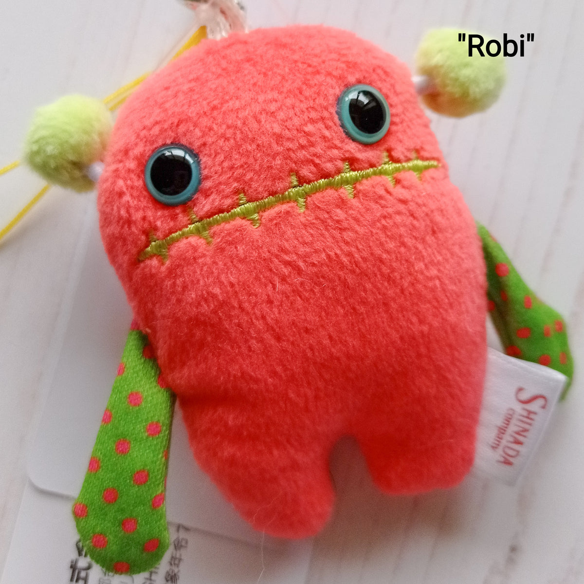 Mini Mokeke Plush Charm (7cm) · Disco Waffle