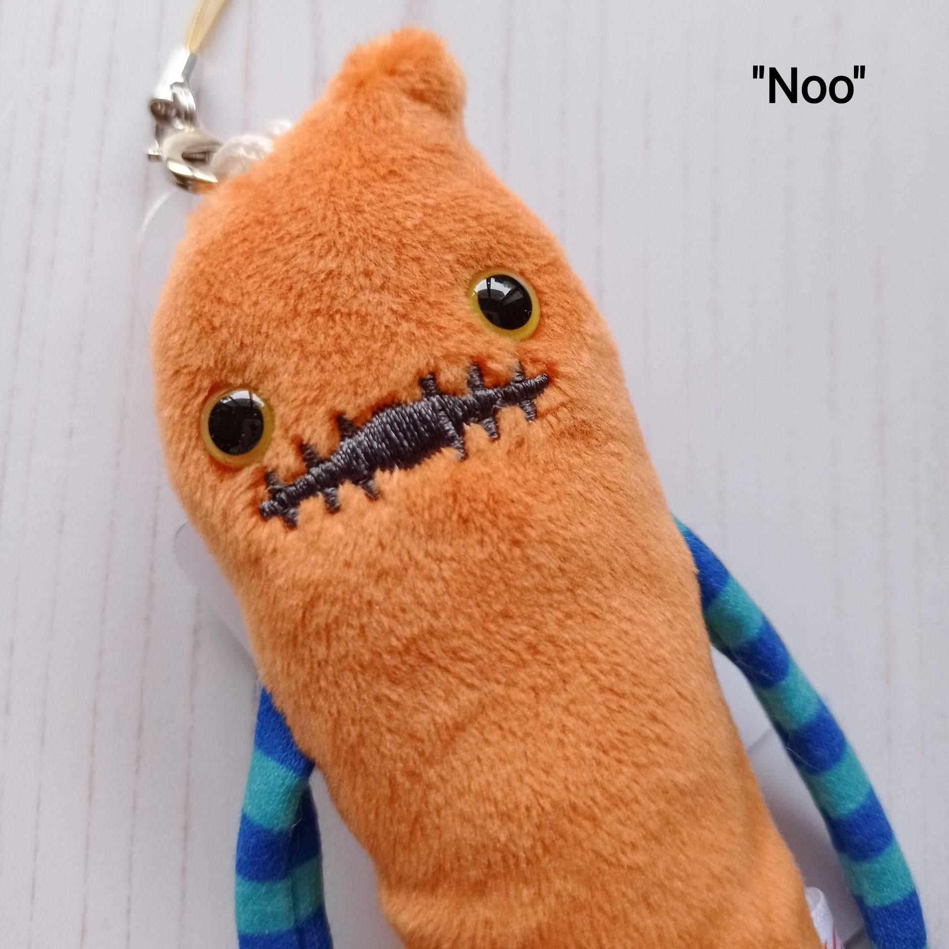 Small Mokeke Plush (13cm) · Disco Waffle