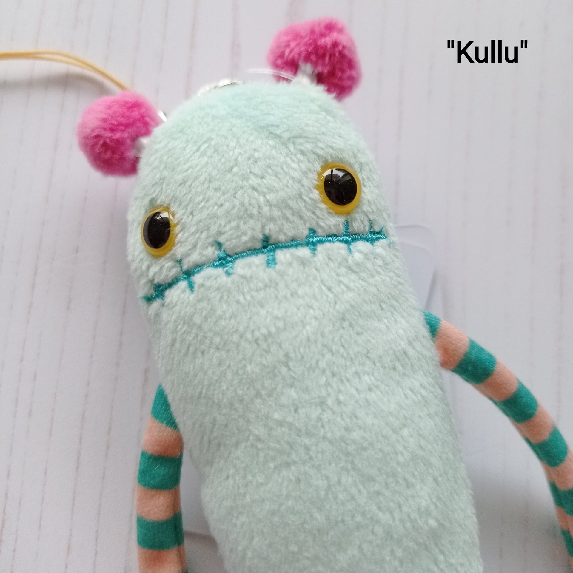 Small Mokeke Plush (13cm) · Disco Waffle