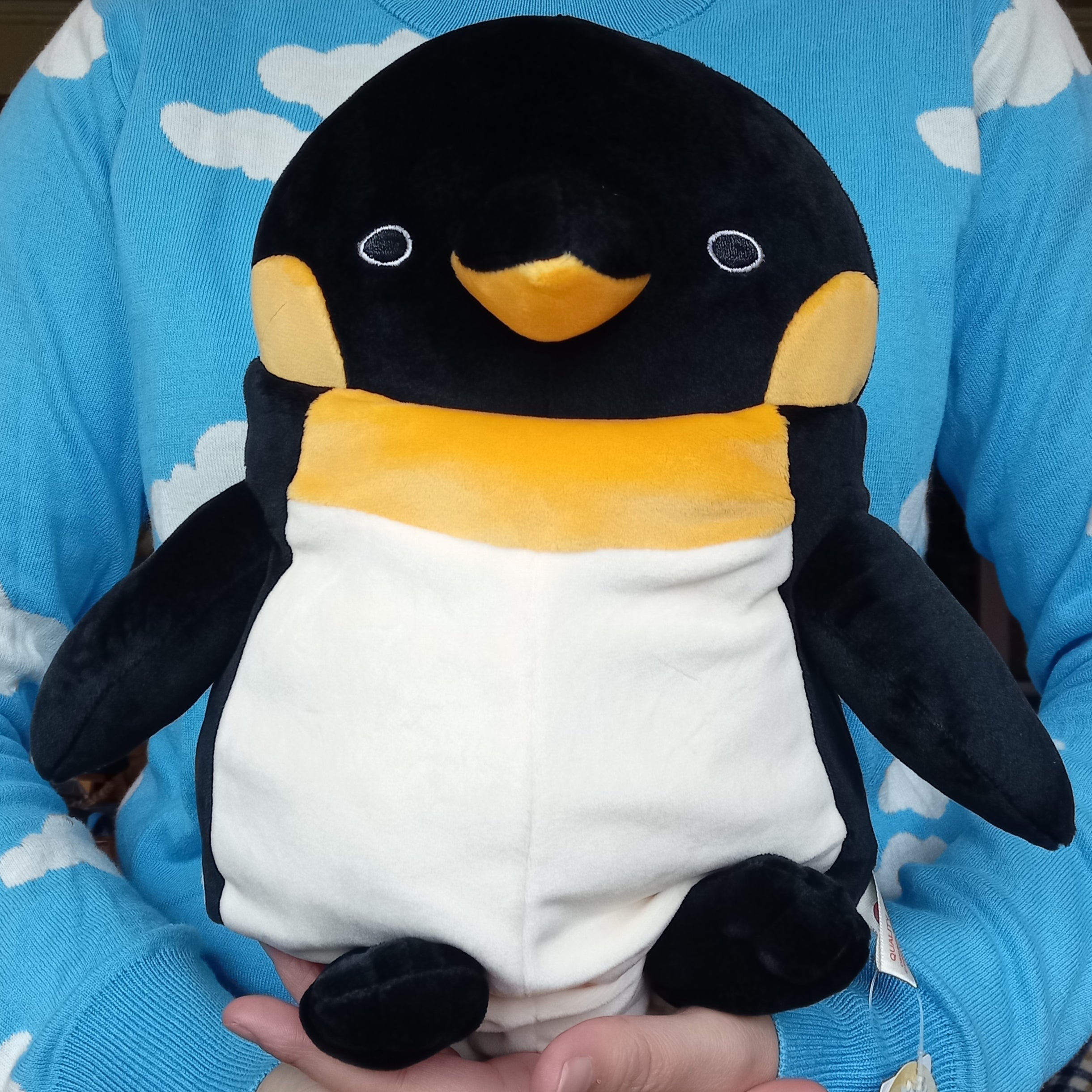 Large Mochi Penguin (38 cm) · Disco Waffle